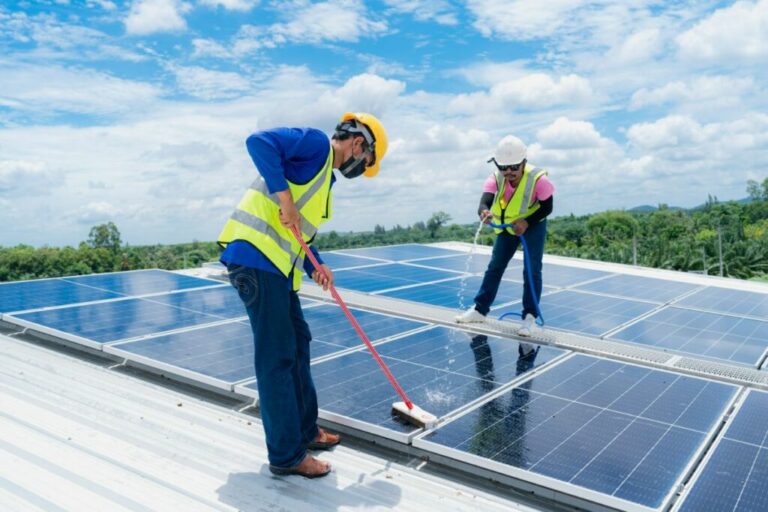 Ultimate Guide: Rooftop Solar PV Operations & Maintenance – Solar Times